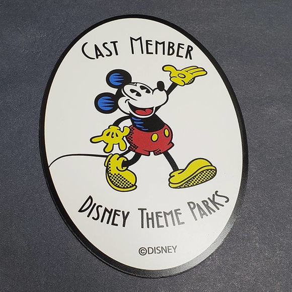 Dmc | Other | Vintage Walt Disney World Cast Member Magnet For Disney ...